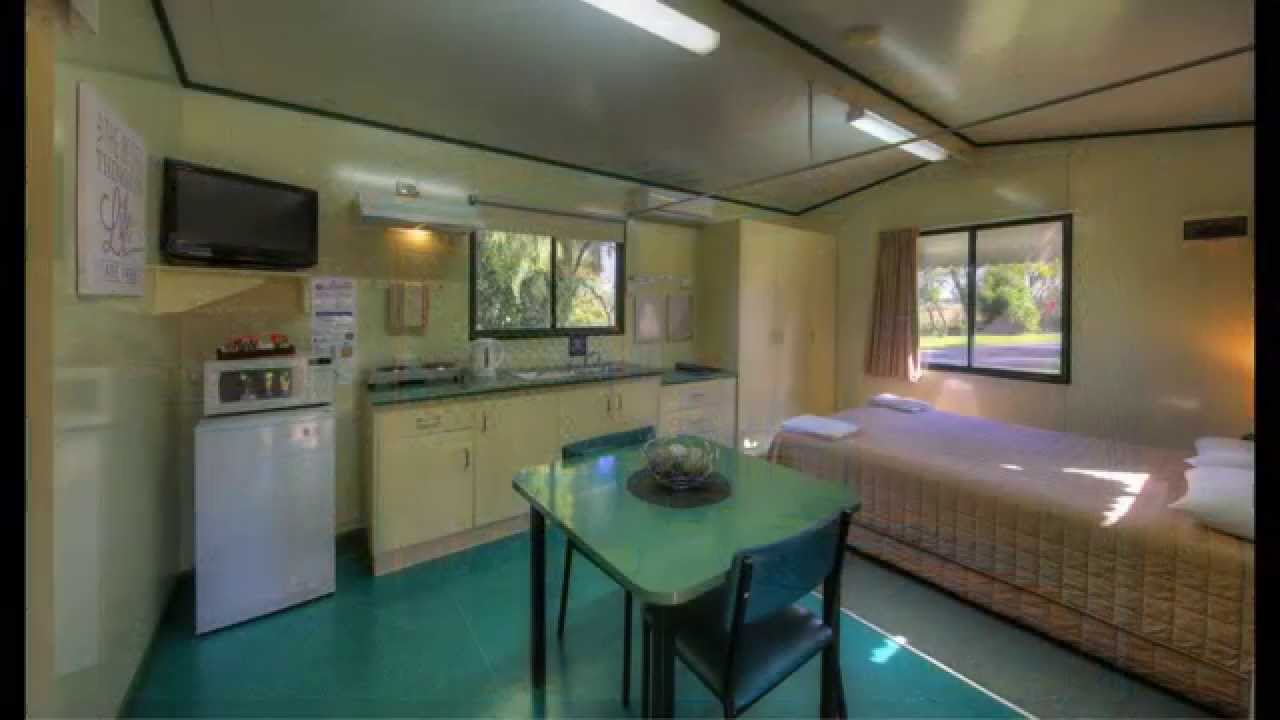 Goondiwindi Holiday Park - Standard Ensuite Cabin - YouTube