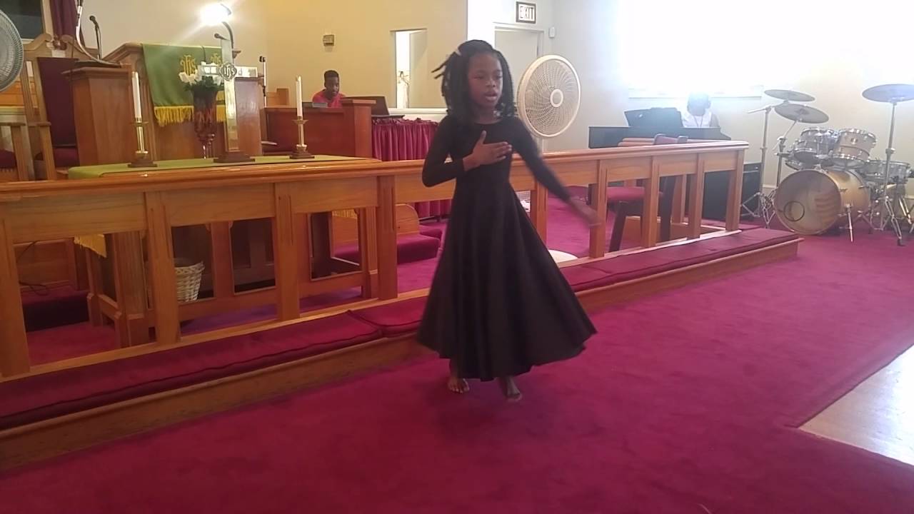 Me Marasia johnson praise dancing😍 - YouTube