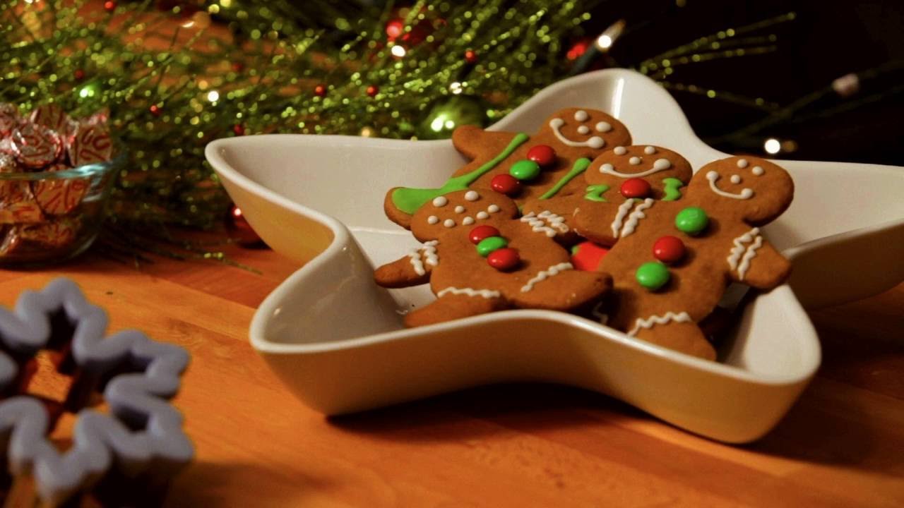 Gingerbread Man - Melanie Martinez Lyrics - YouTube