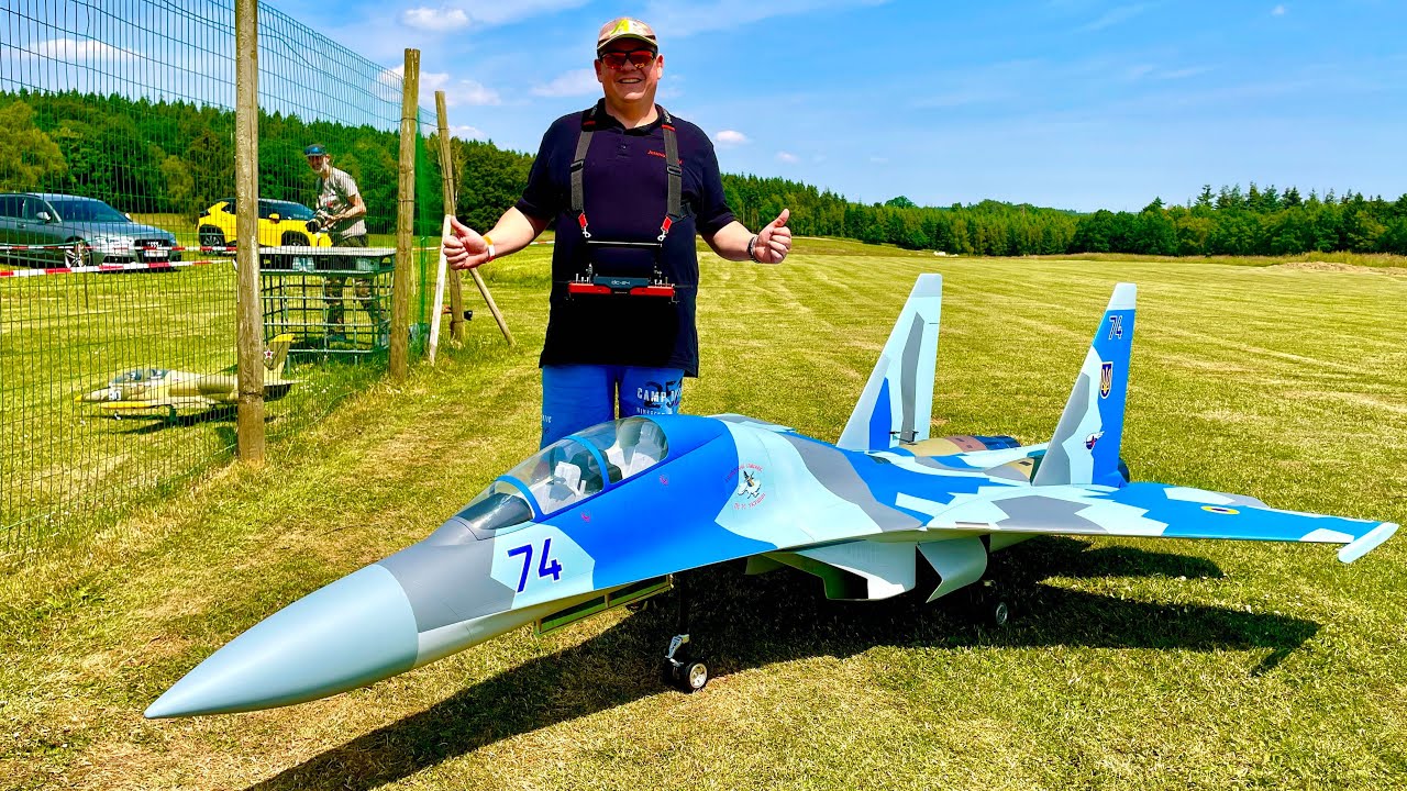 Huge XXL JMB Su-30 RC Vector twin Turbine Jet Flight Demonstration ...