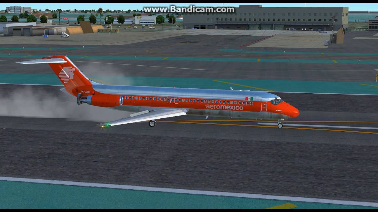 DC-9 Landing KSAN IVAO - YouTube