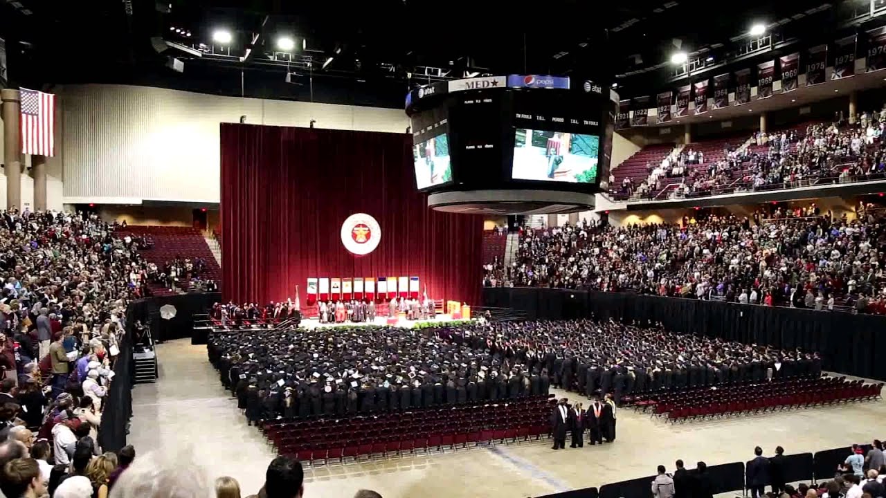 Aggie War Hymn at Graduation Ceremony - YouTube
