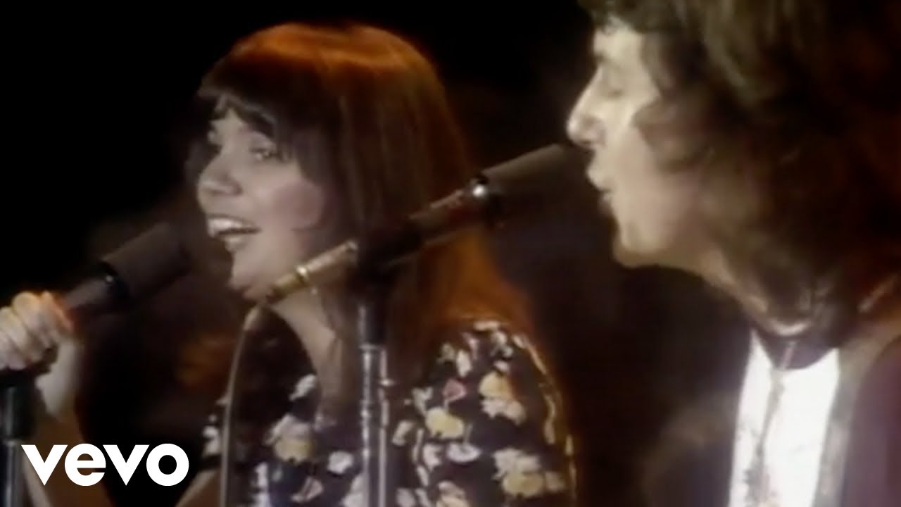 Linda Ronstadt - Hey Good Lookin' (Live) ft. Nitty Gritty Dirt Band ...