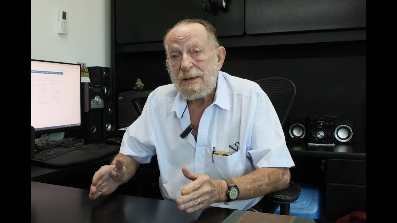 Steve Armstrong #OrgulloMinero - YouTube