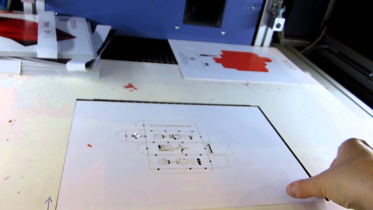 Découpe laser du papier - www.in-pressco.com - YouTube