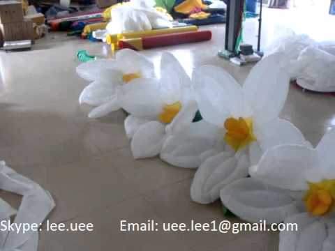 12m inflatable flower chain with velcro1 - YouTube