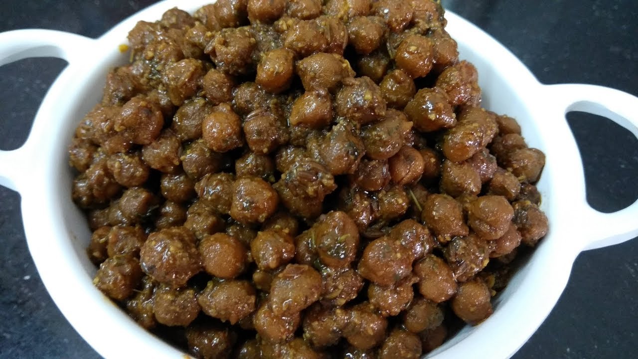 Sukha Kala Chana Recipe - Chatpate Soft & Masaledar Chane - नवरात्रि ...