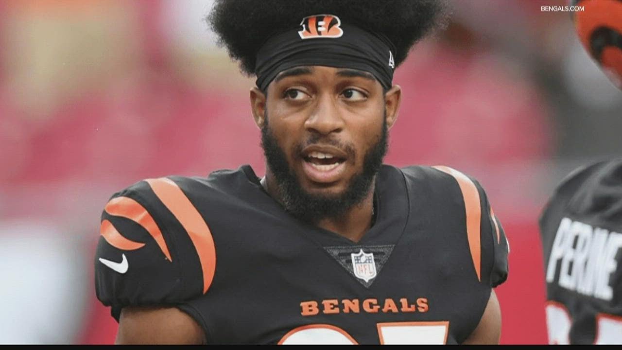 Ben Davis alum suits up for the Bengals this Super Bowl - YouTube