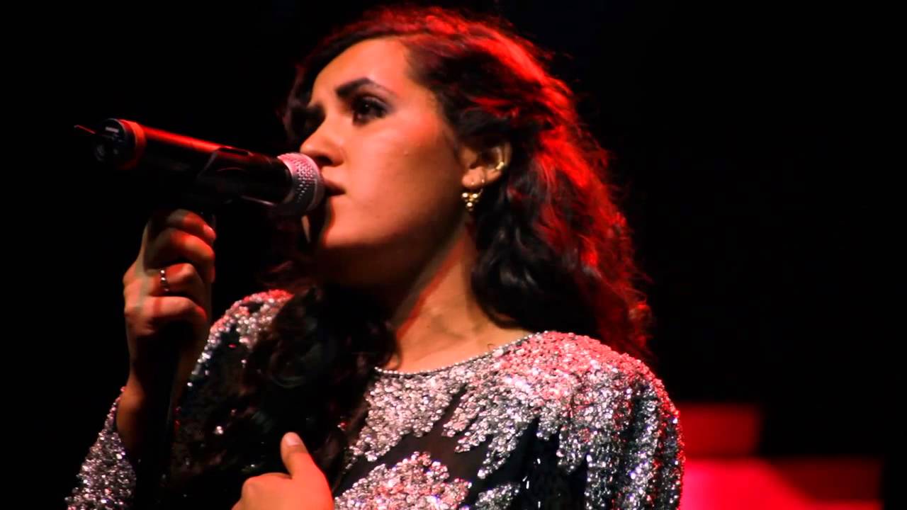 The Miguel Atwood-Ferguson Ensemble - A Song For you feat. Coco O ...