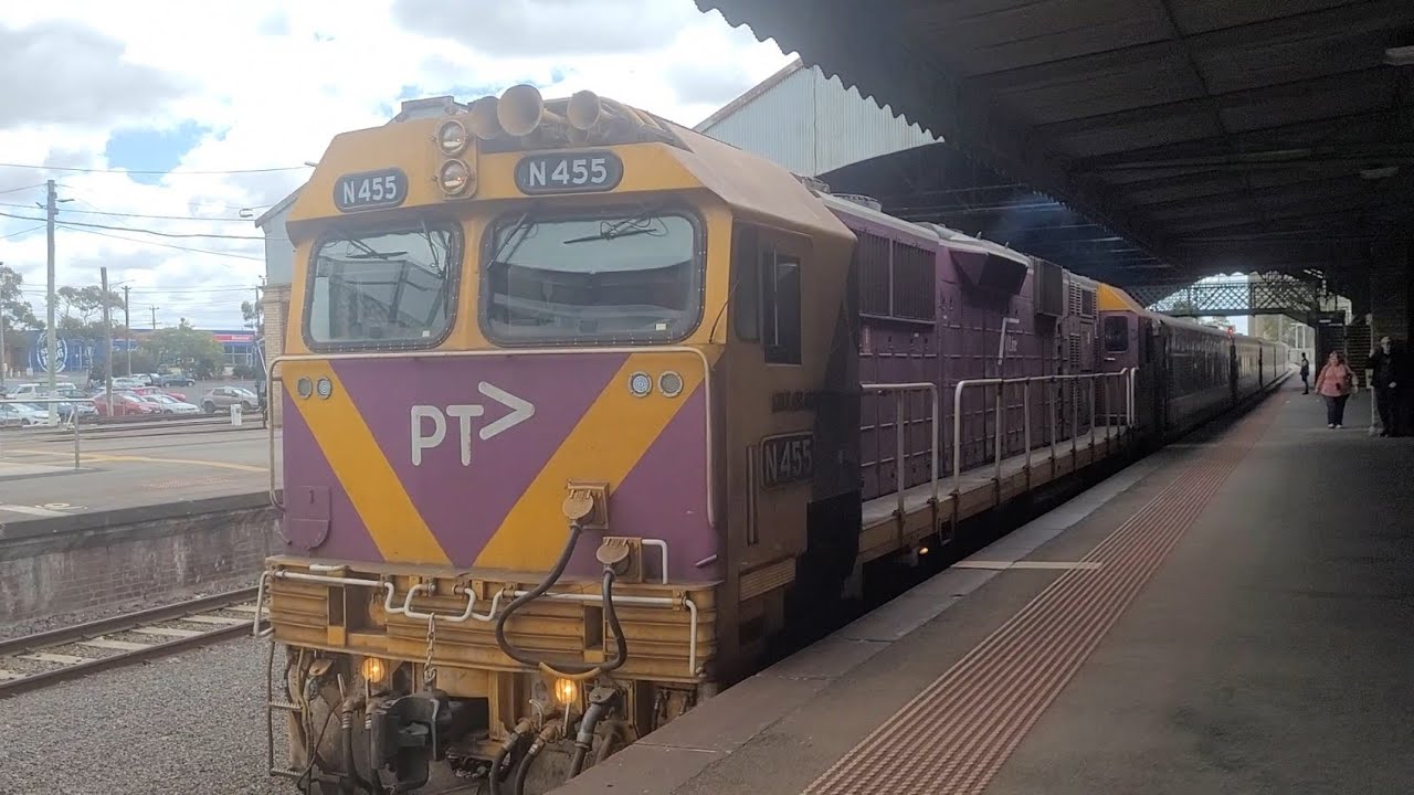 V/Line N Class locomotive departing Geelong Station - YouTube