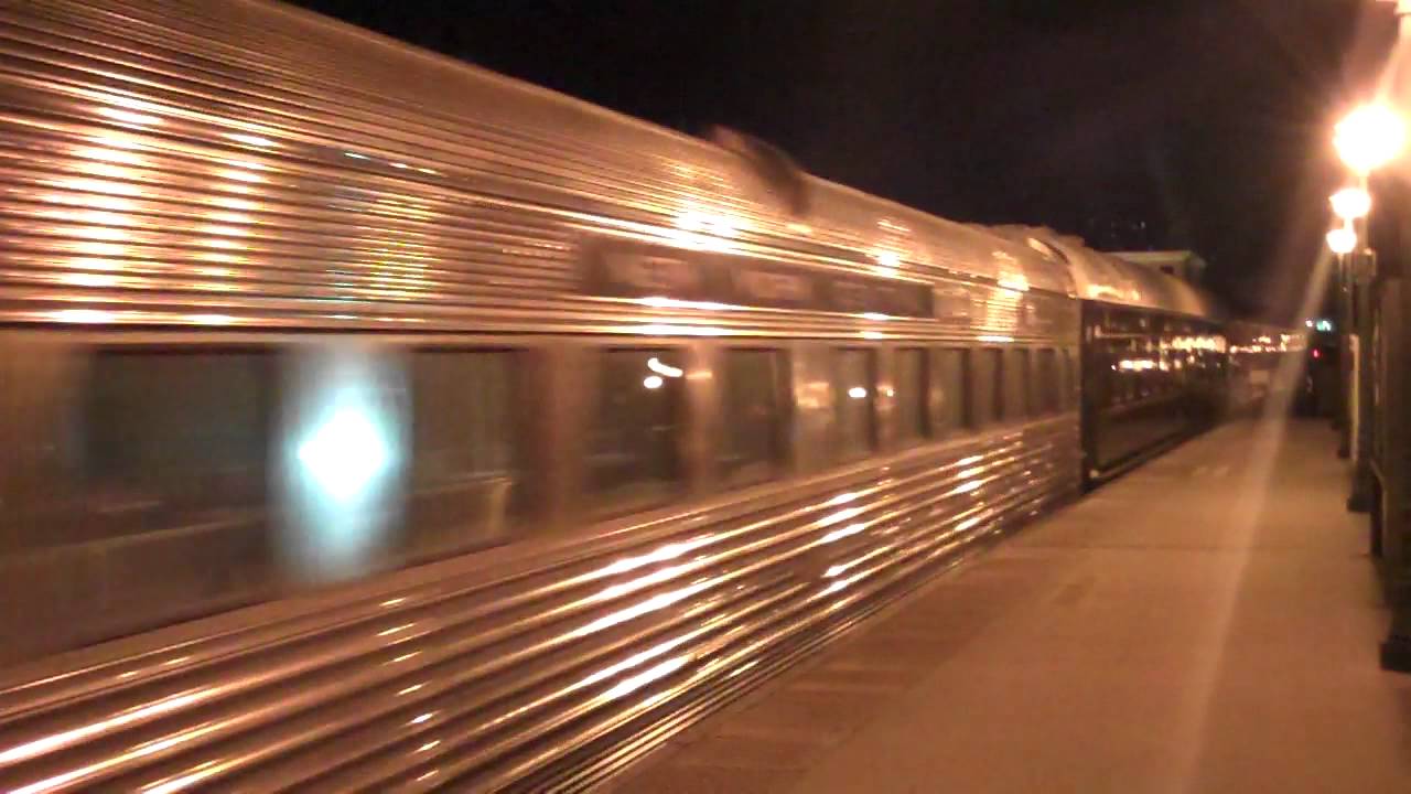 Amtrak GE P40DC Genesis 822 40th Anniversary Train at Harlem-125th ...