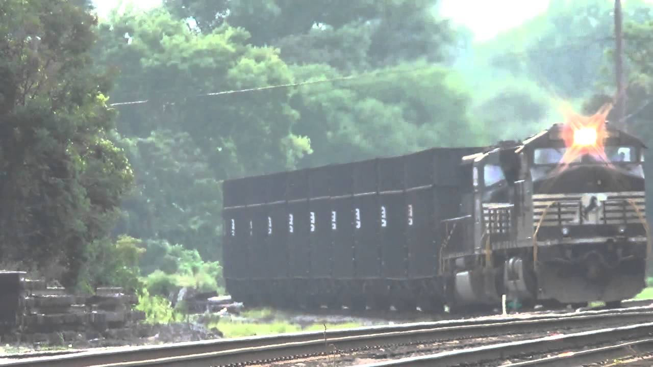 NS 9662 East Sandusky, OH 8/21/14 - YouTube