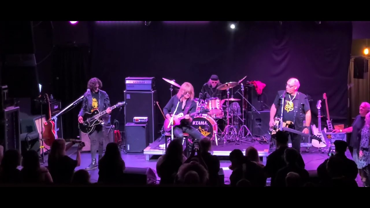 Starz "Here Comes the Sun/Cherry Baby" - YouTube