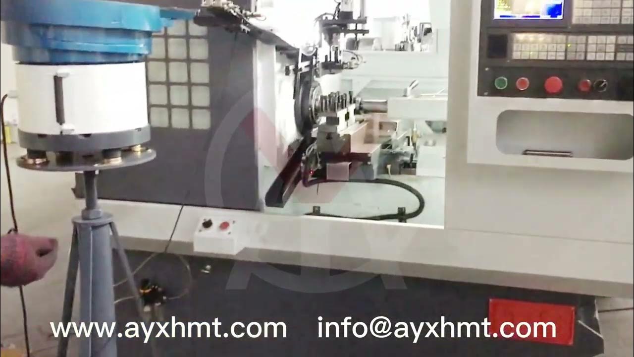 Automatic lathe loading and unloading - YouTube