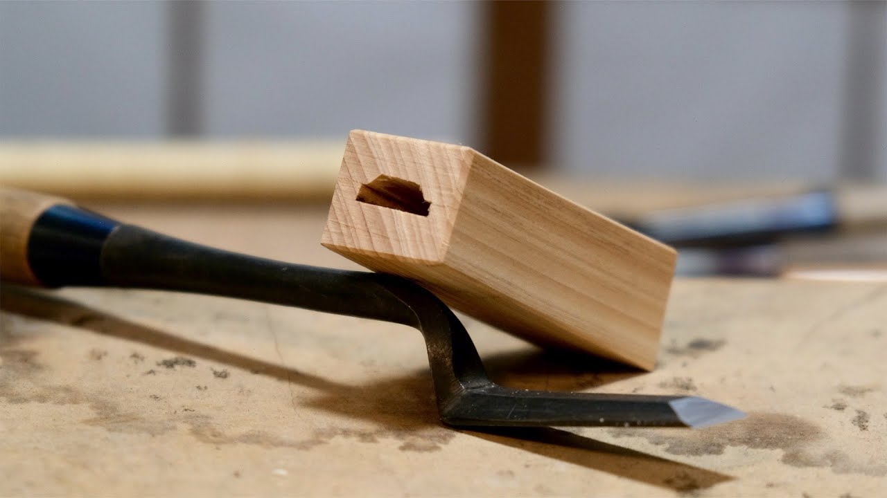 A Simple Chisel Case - YouTube