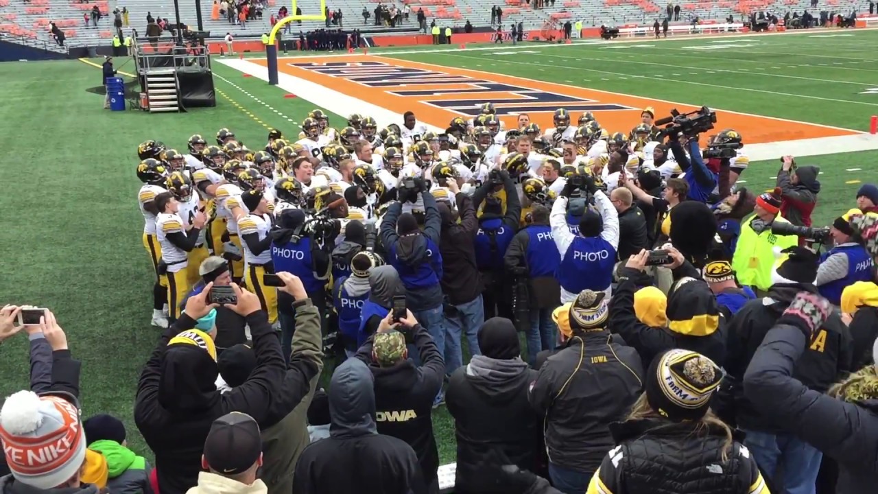 Hawkeye Football Sings Iowa Fight Song After Win at Illinois - YouTube