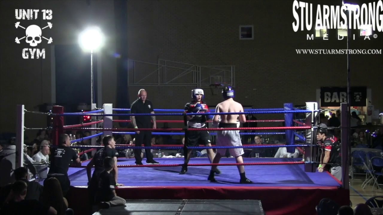 Tom Hegarty vs Oliver Millington - YouTube