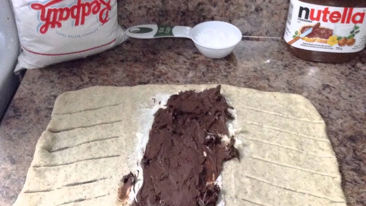 Nutella-Cream Cheese Bread - YouTube