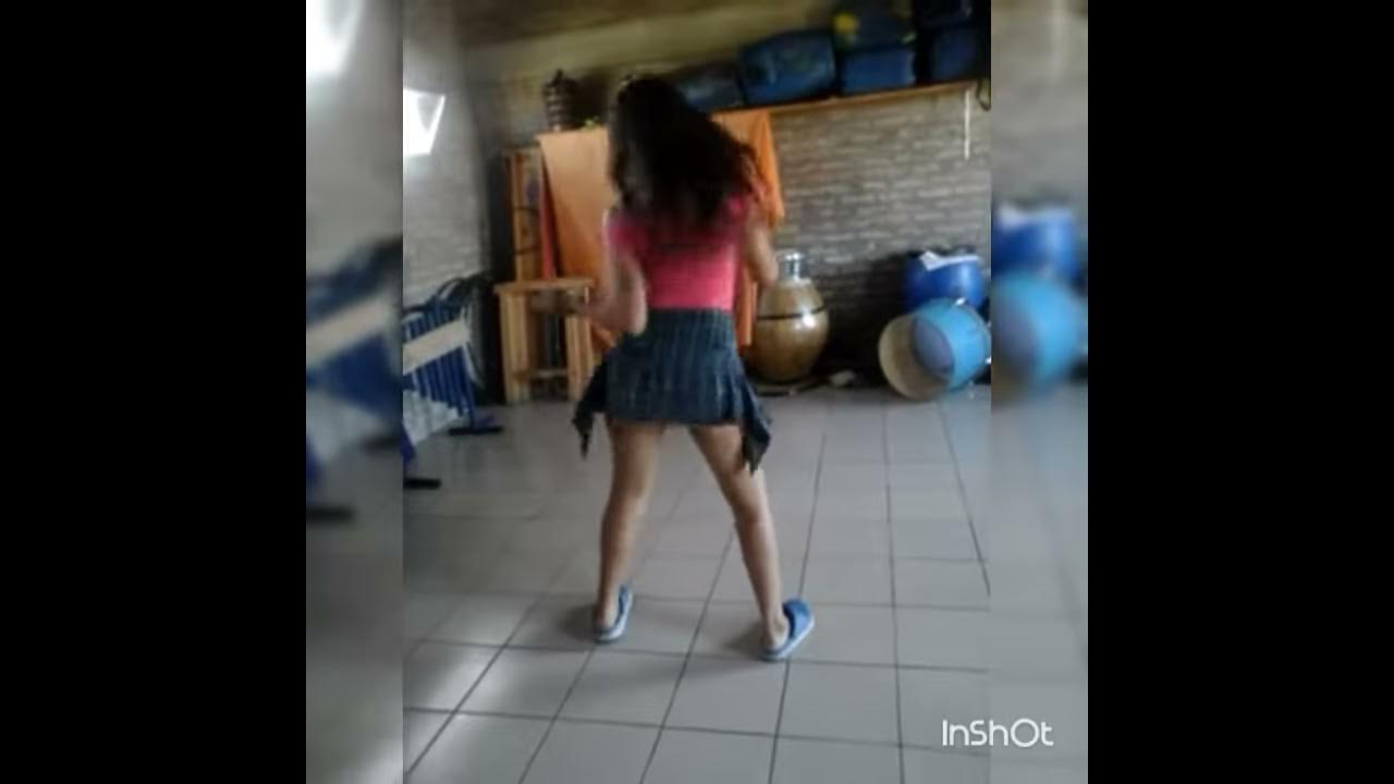 Nena En Mini Falda Youtube