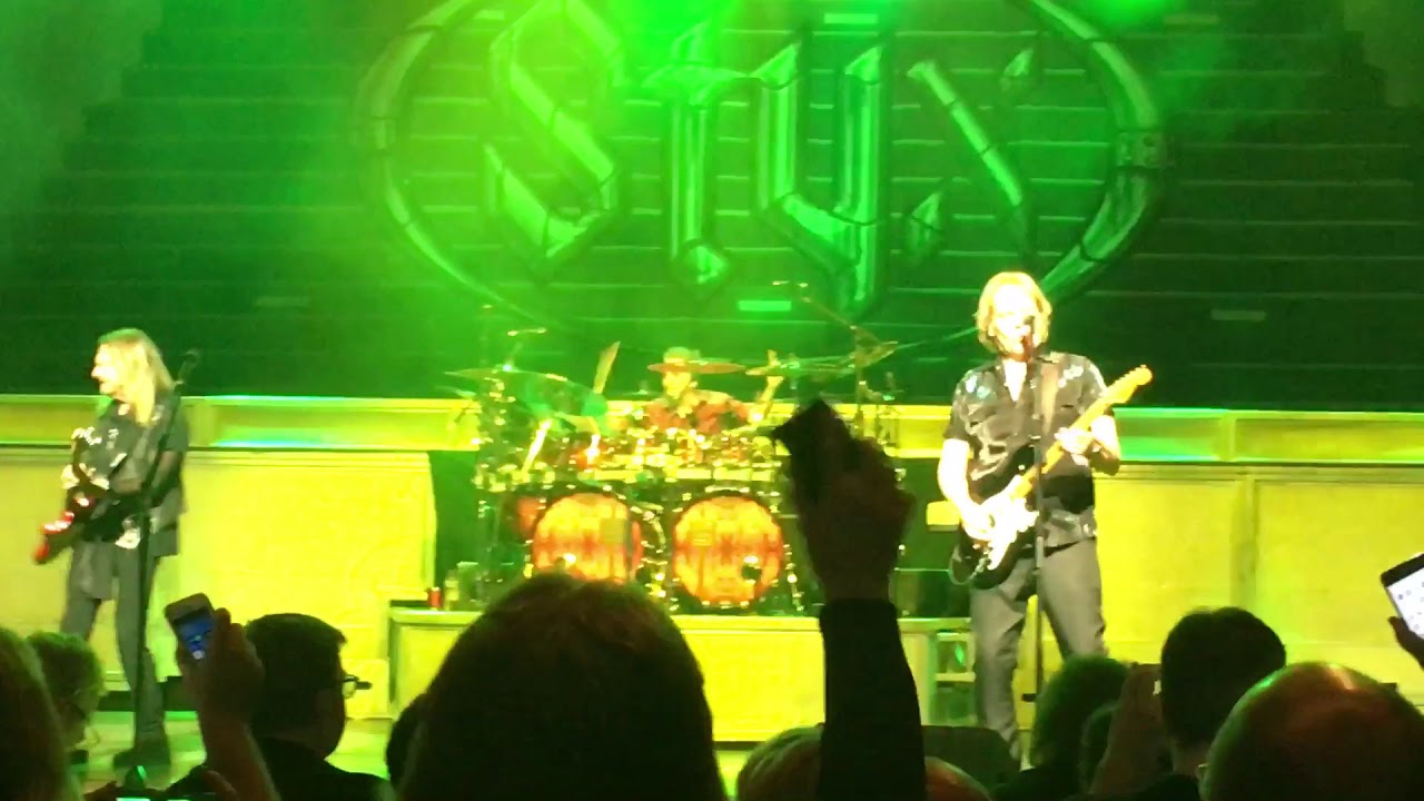 Styx - “Light Up” London Palladium 04/06/2019 - YouTube