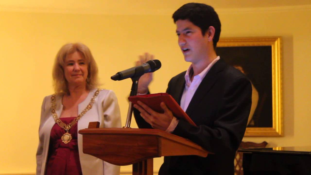 MARTIN SUAREZ International Speech 1 - YouTube