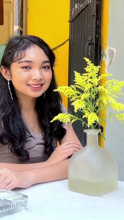 Zuly at Cafe Deja Brew, Yangon. - YouTube