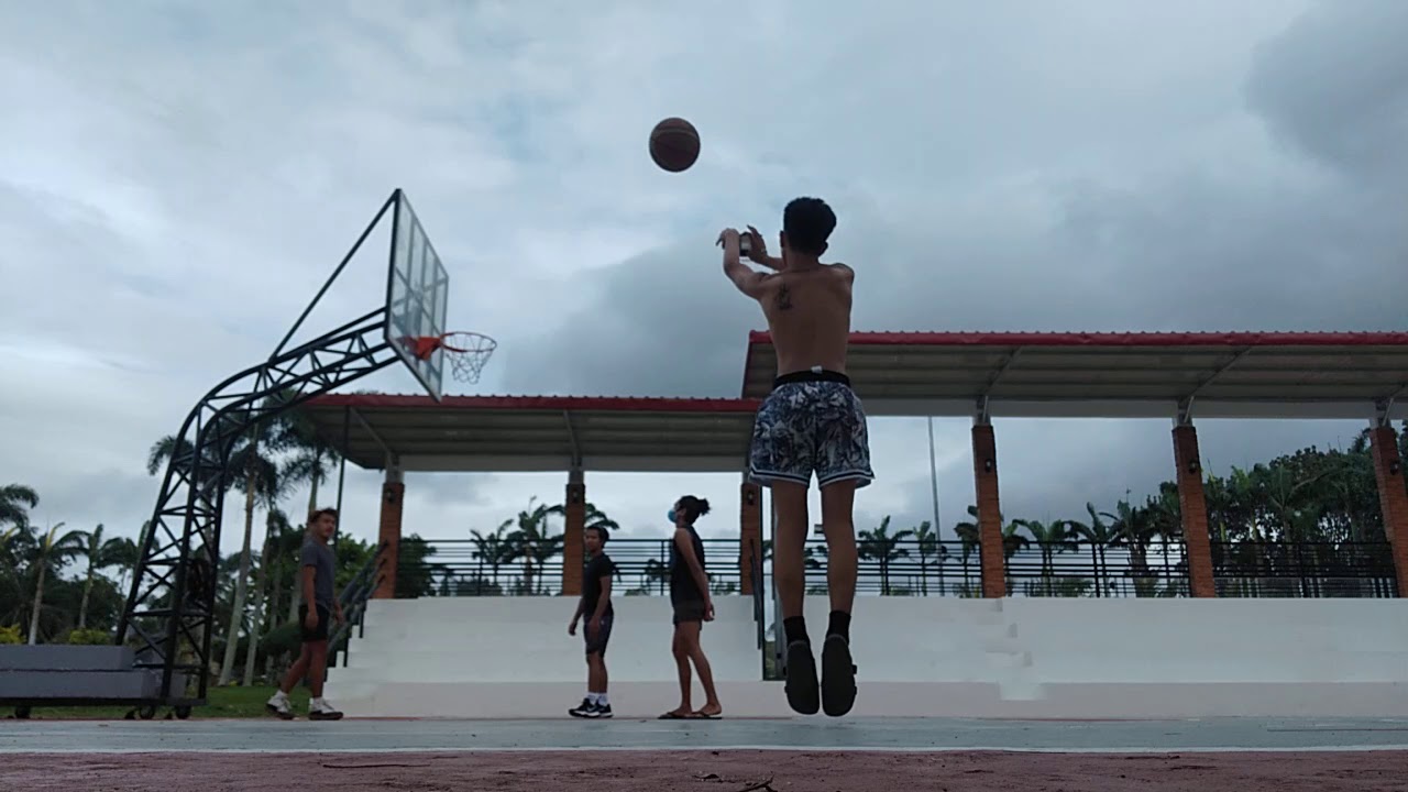 Shooting sa bagong court ng compark sa lipa - YouTube