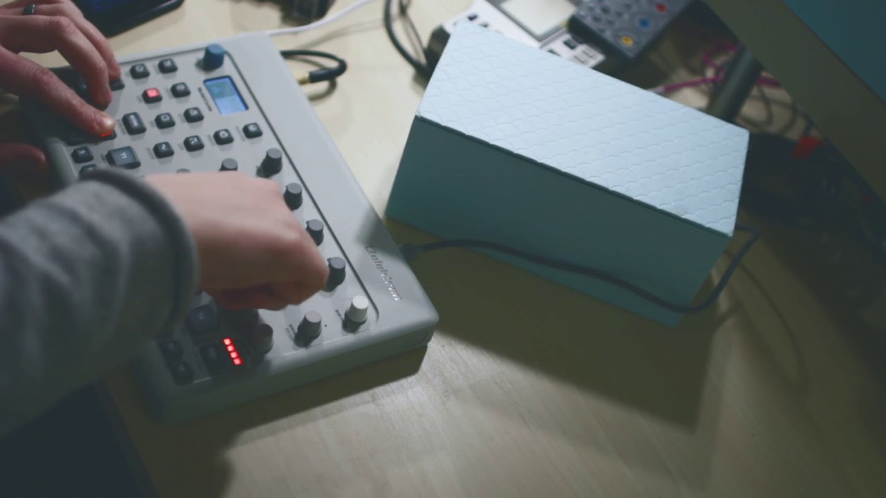 MODEL:CYCLES | FM Breakbeat | - YouTube