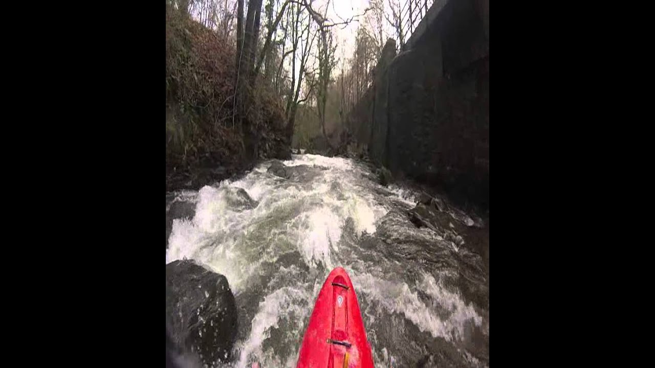 Afon Nant Clydach - YouTube