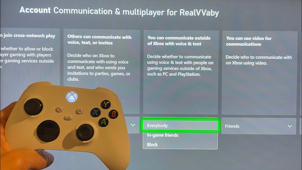 Xbox Series X/S: How to Change You Can Communicate Outside of Xbox With ...