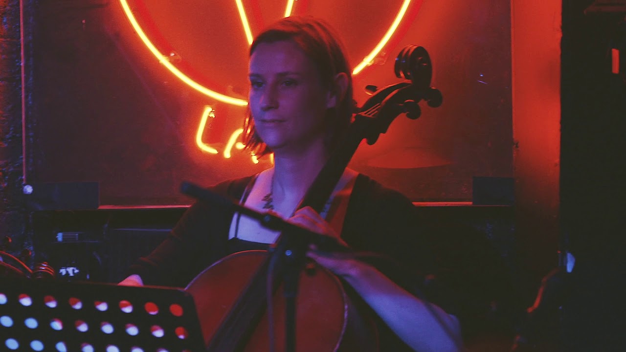 Ben Walker - Rings (Live) - YouTube