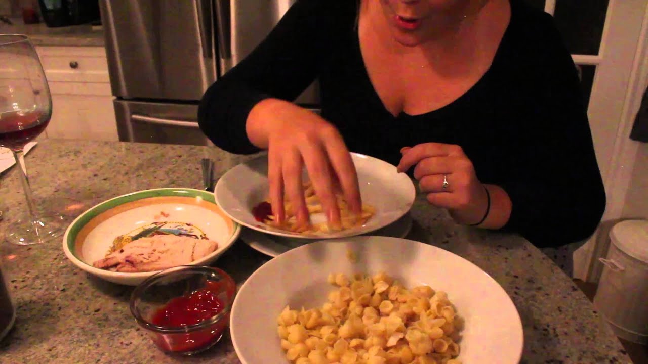 White Chicks Date Scene Receation - YouTube