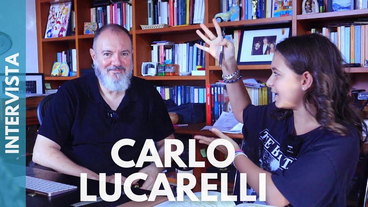 A casa di Carlo Lucarelli con Penny - YouTube