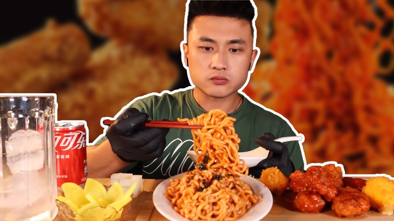 Eric eating/Mukbang)SUB/Turkey Noodles Korean Boneless Chicken Nuggets/ASMR eating sounds - YouTube