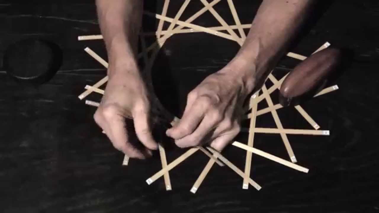 Circlar weaving with bamboo strips - YouTube