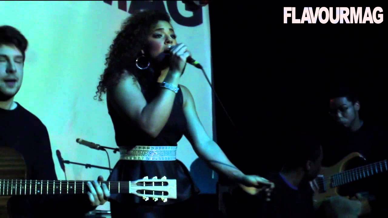 Shanay Holmes performs Play it for Me at FLAVOURMAG LIVE - YouTube