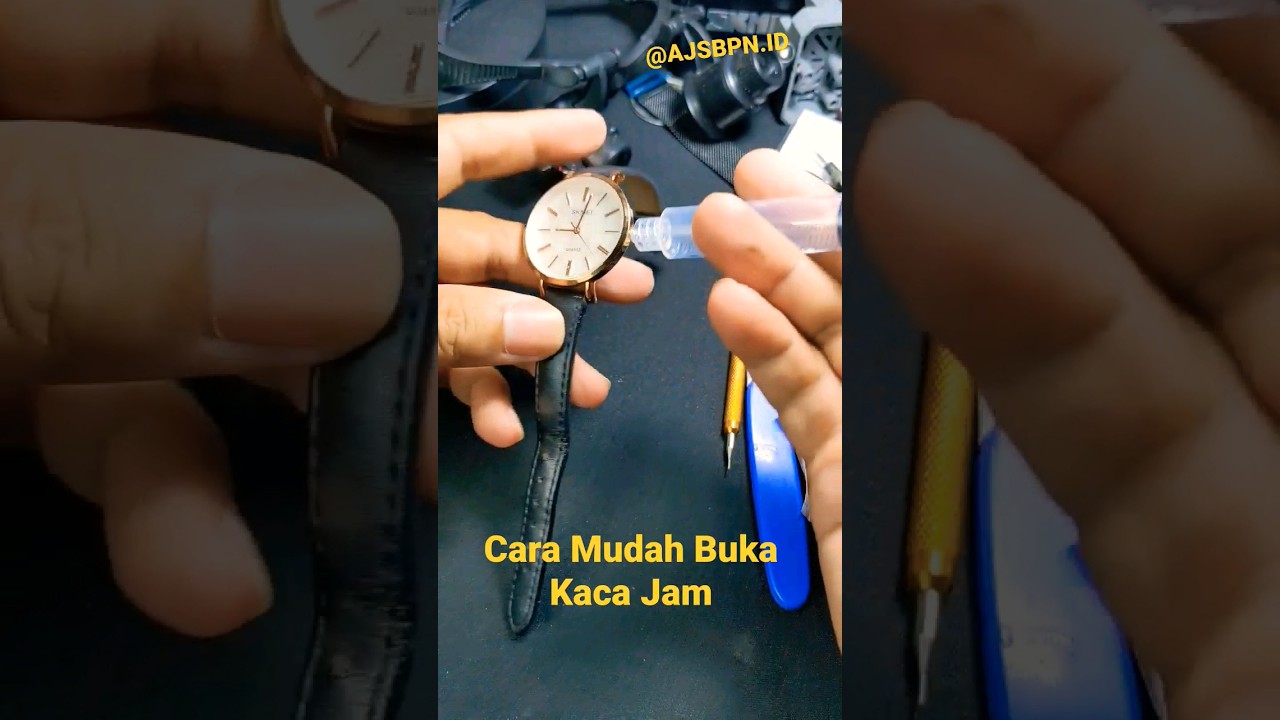 Cerdik, CARA buka Kaca Jam Tangan Pake Suntikan #jamtangan - YouTube