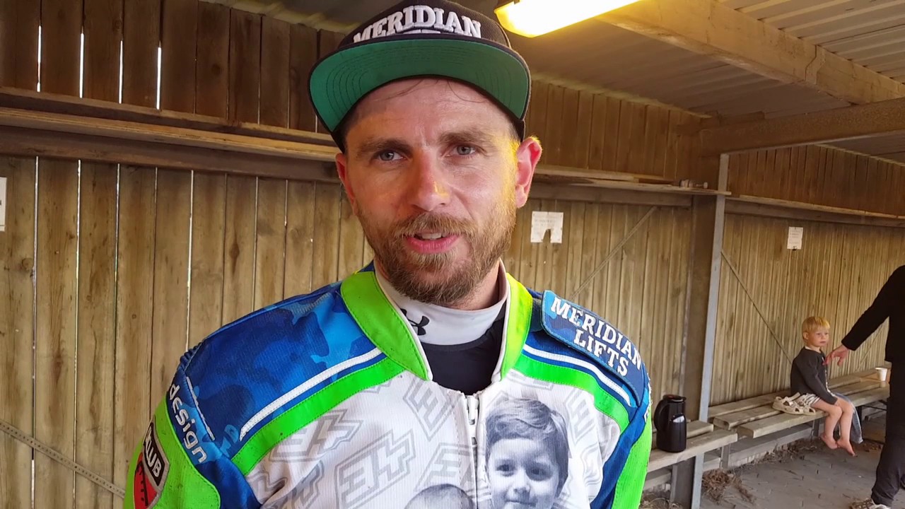 2-6-2017. Speedway: Interview med Speedwaykører Hans Andersen. - YouTube