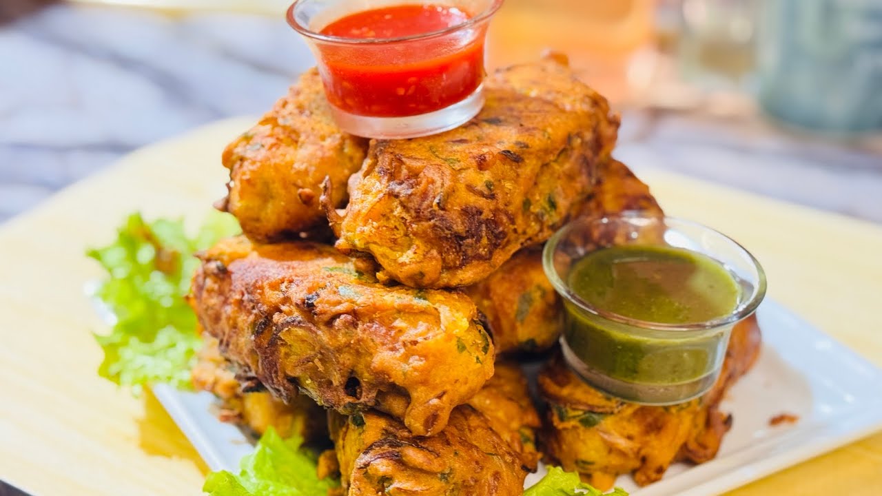 Crispy Bread Pakoda Recipe | Different Style iftar Recipe - YouTube