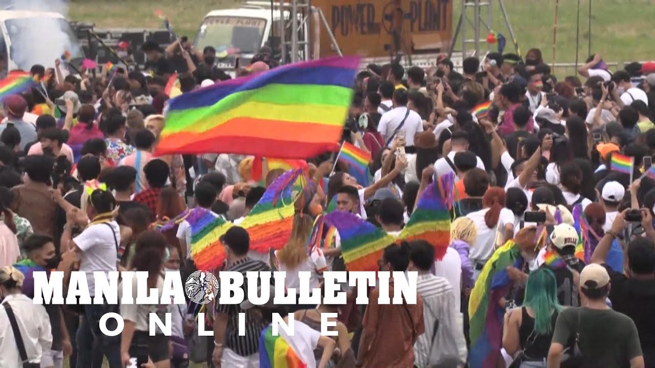 Philippines pride march back in Manila after virus hiatus - YouTube