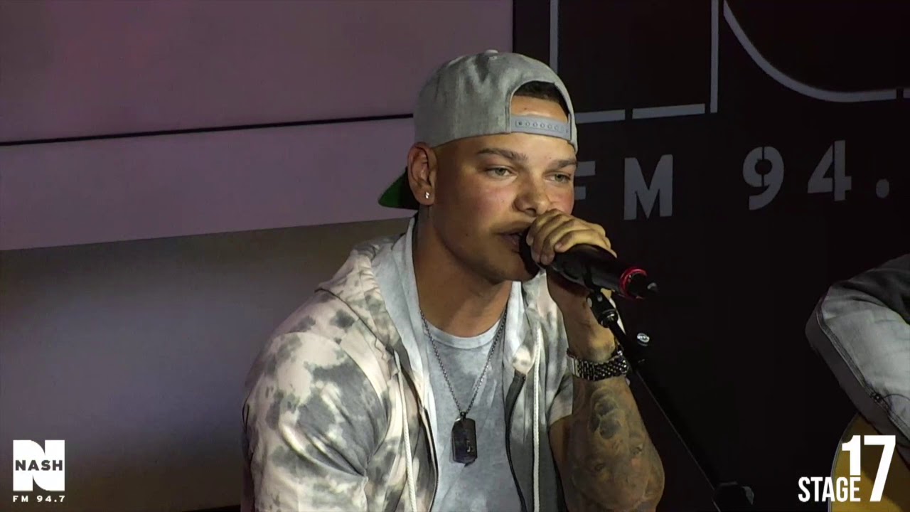 Kane Brown - "Better Place" LIVE from Stage 17! - YouTube