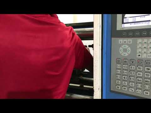 Mobile cover making machine PMT-90 Injection moulding machine - YouTube