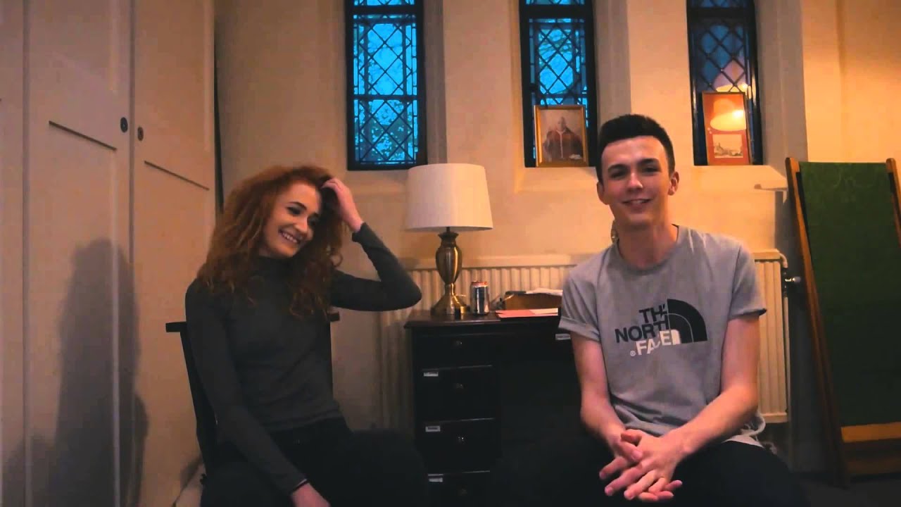 INTERVIEW: When Harry Met... Janet Devlin - YouTube
