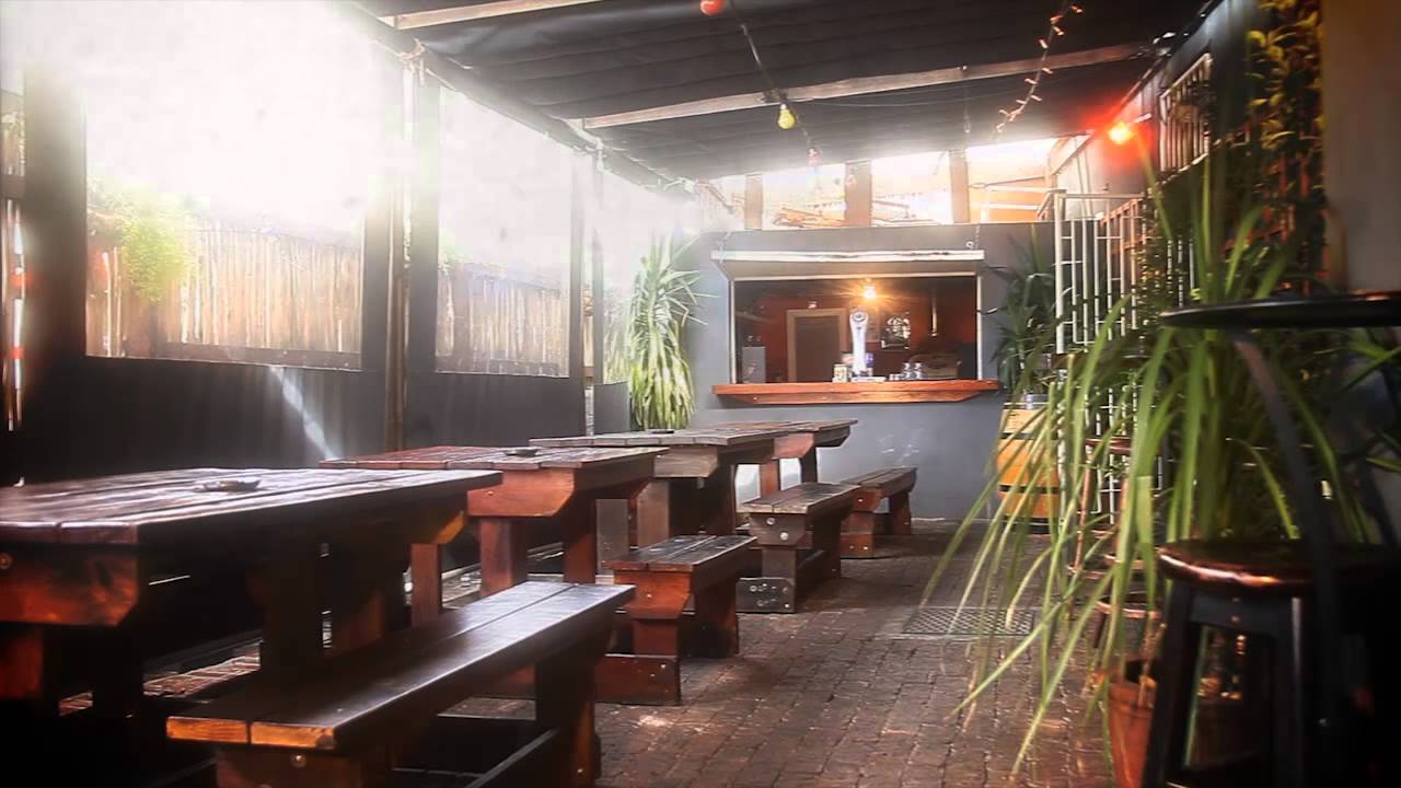 Best Restaurant in Cape Town Van Hunks. - YouTube