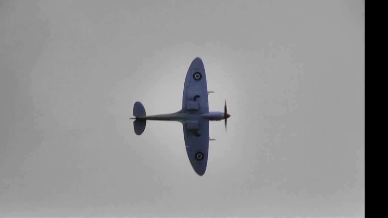 WW2 Spitfire Attacks AirField, TURN UP THE VOLUME - YouTube