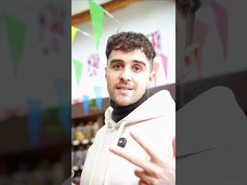 13 ans qu’il vient et il n’avait jamais goûté les nouveaux !#sachet #bonbon #vintage #fyp