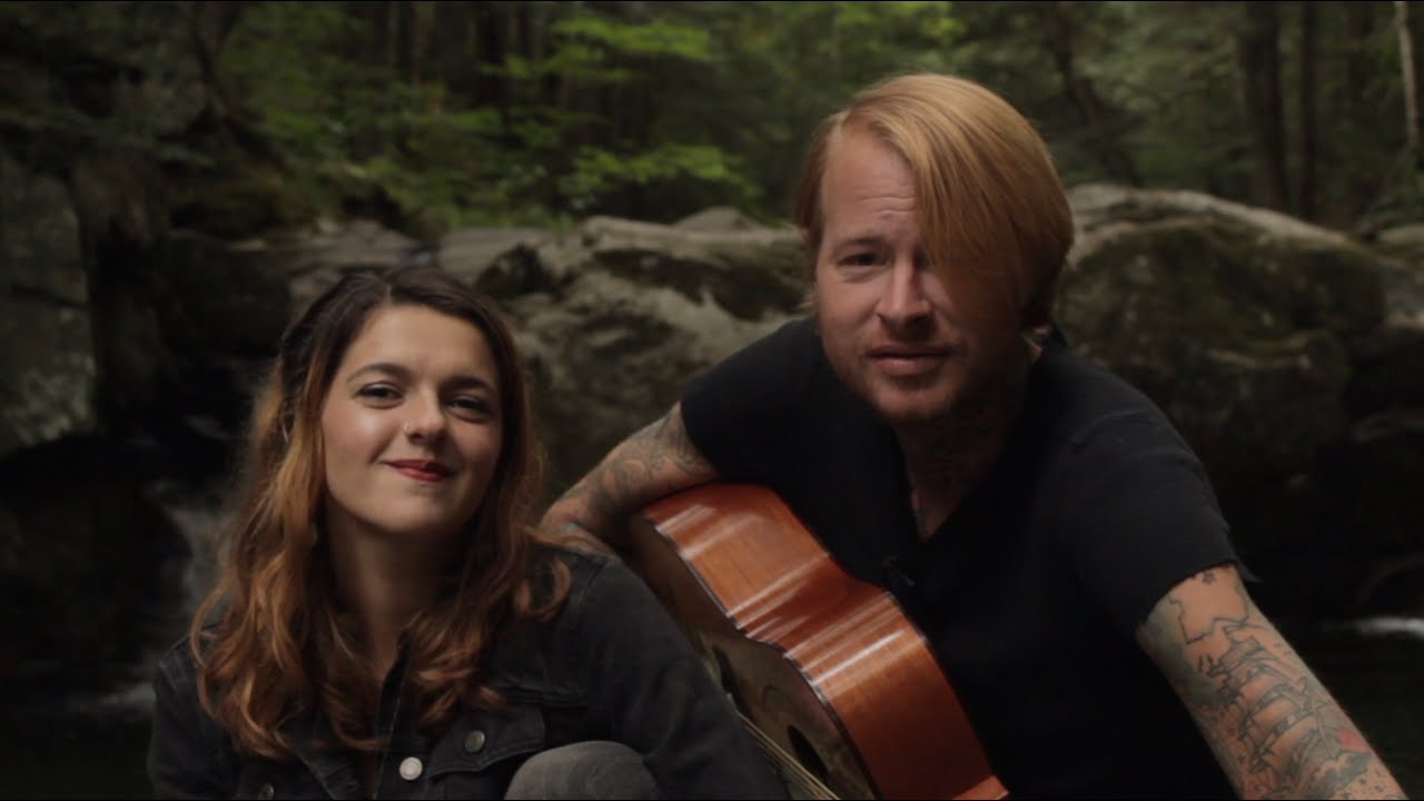 Jaded Ravins. "Dark Side of Mars" - YouTube