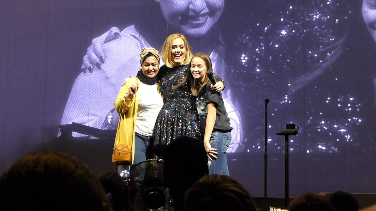 Adele Chicago United Center 7-13-2016 HD HQ Audio -Super Fans & Takara ...