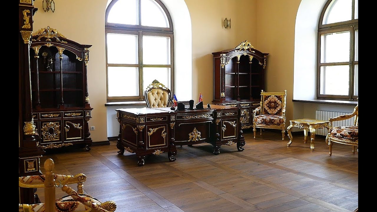 Conacul Manuc Bey Vinaria Hincesti - YouTube