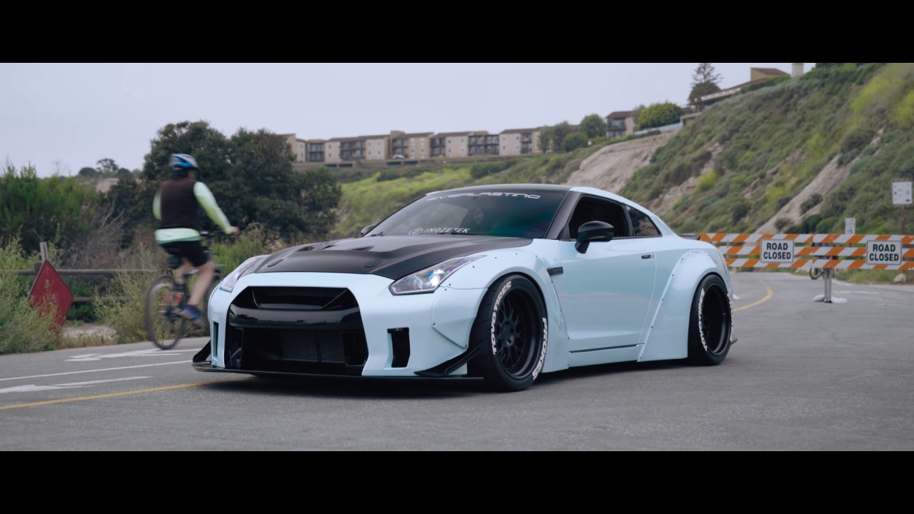 Liberty Walk GTR | Crystal Blue - YouTube